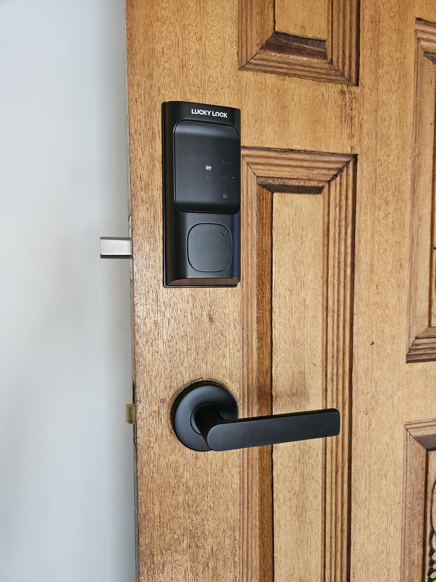 24-Hour Emergency Locksmith in Melbourne - Fleet Locksmiths 24-Hour Emergency Locksmith in Melbourne - Fleet Locksmiths